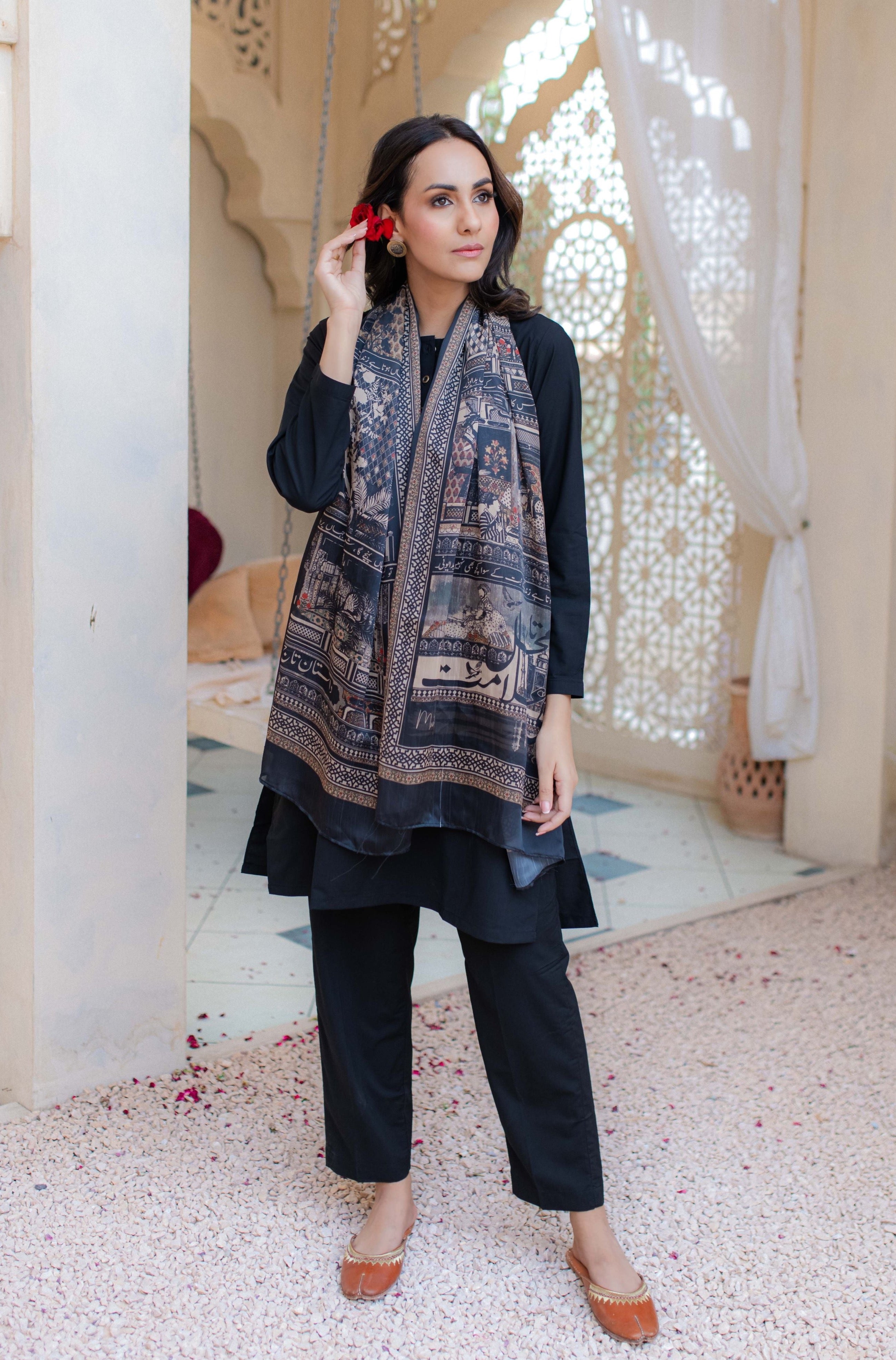 Scarves, Stoles & Shawls – Page 3 – Manto UK